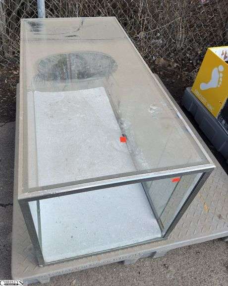 Table Top Glass Showcase 40x20x20 - Christys
