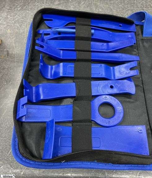 Poraxy Plastic Tool Kit - Christys