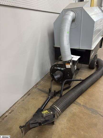 Trac Vac Pull Behind Leaf Vacuum - Christys