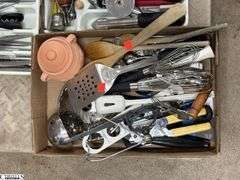 Kitchen Items, Plastic Food Storage, Corning Bakers, Aluminum Baking ...