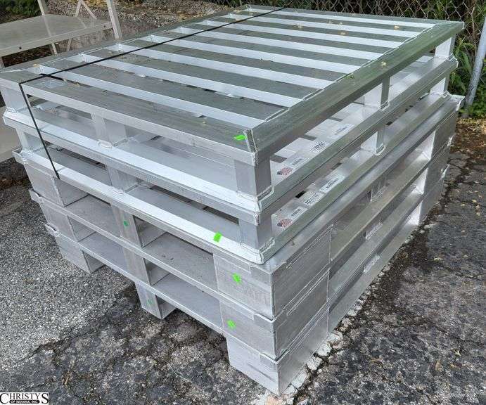 5 metal pallets 40x48 - Christys