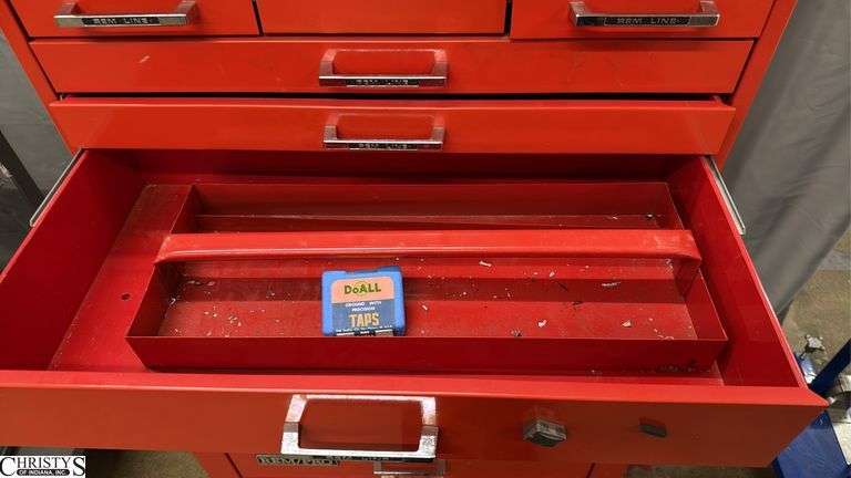 REM/PRO Tool Chest Wheels Are in Need of Some Work 29x17x60 - Christys