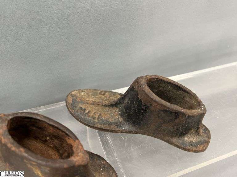 Cast Iron Shoe Molds, Wallets, Brass Shoe Horn, Pipes With Cases - Christys