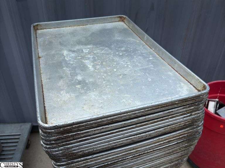 Dented Bus Cart, Sheet Pans, 36x21x37" Tall of Cart - Christys