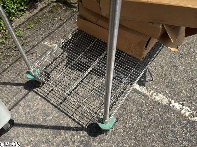 Metal Rolling Rack 48x24x68" with Warmer Racks - Christys