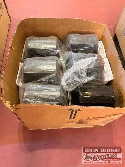 WF Harris Lighting Model 300 Incandescent Luminaire (18 pcs new in box ...