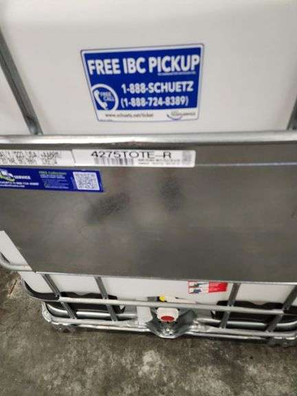 Schuetz 275 Gallon Plastic Stackable IBC Tote Tanks - Iron Horse ...
