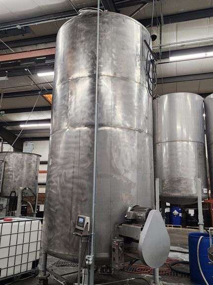 4,000 Gallon Cherry-Burrell Model E Stainess Storage Tank with ...