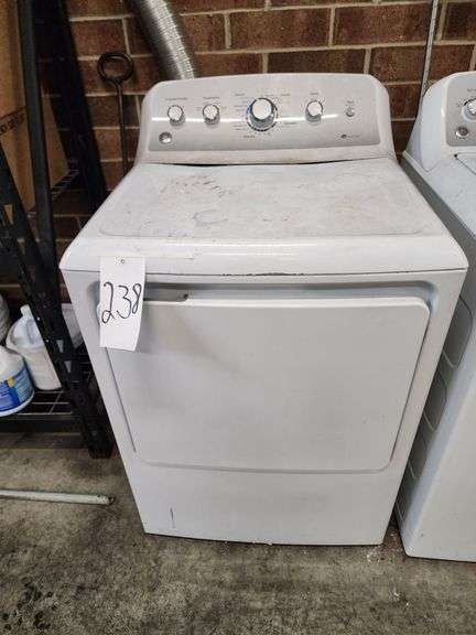 GE HE Sensor Dry Dryer - Iron Horse Auction Company