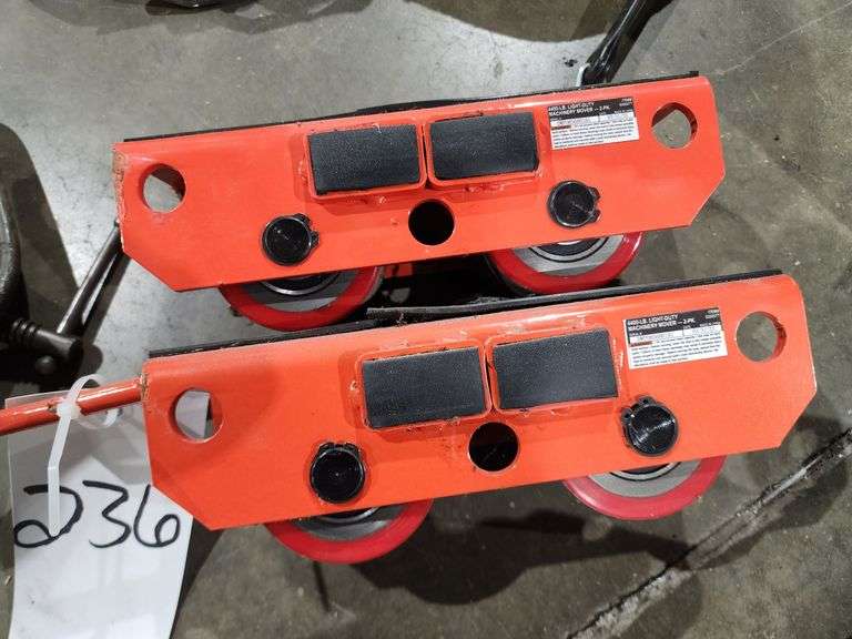 2 Ironton Machine Skates - Iron Horse Auction Company