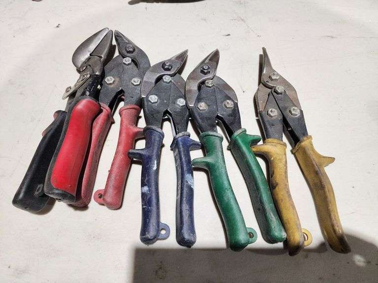 Grouping of Tin Snips - Iron Horse Auction Company