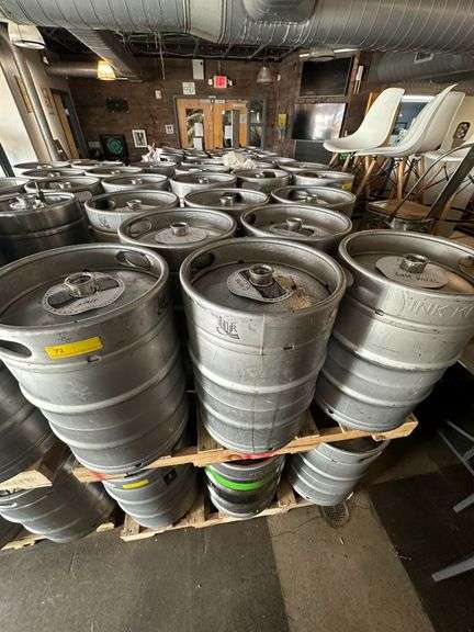 (8x) Ink Half Barrel Kegs - Iron Horse Auction Company