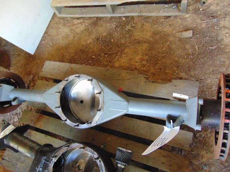 Tex 9" Rear End House w/Hubs & Rotors - Iron Horse Auction Company