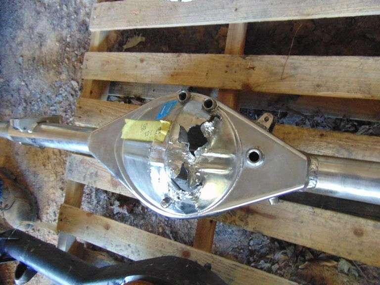 Tex 9" Rear End Housing - Iron Horse Auction Company