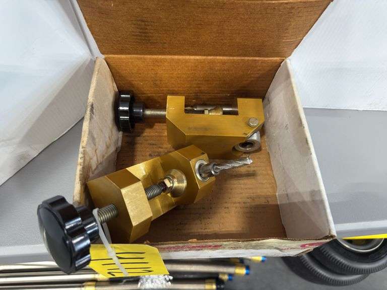 Right Angle Drilling Apparatus - Iron Horse Auction Company