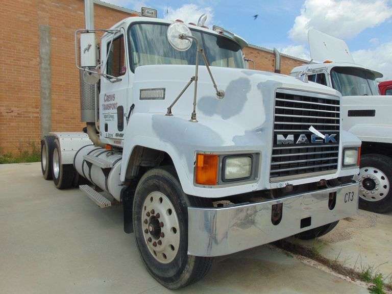 1997 Mack Model CH613 Day Cab Road Tractor; VIN: 1M1AA18Y9VW074717, Has ...