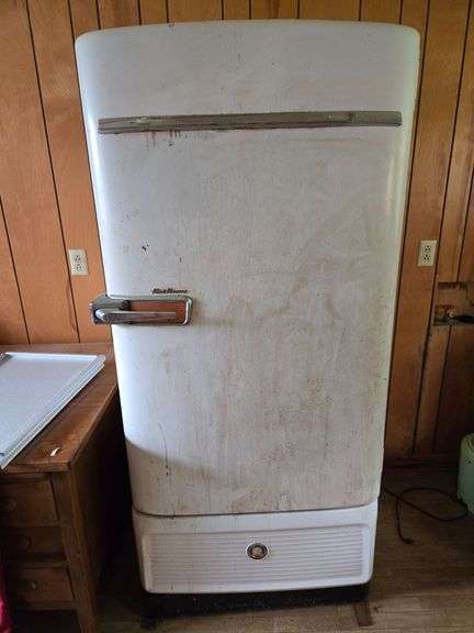 Vintage General Electric Stand Up Freezer - Iron Horse Auction Company