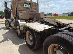 2006 Mack Model CHN613 Day Cab Road Tractor; VIN: 1M1AJ06YX6N004065, NO ...