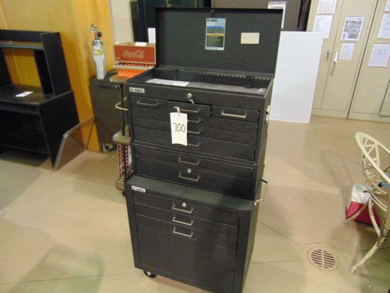 US General Tool Chest & Tool Box w/Key on Casters - Iron Horse Auction ...
