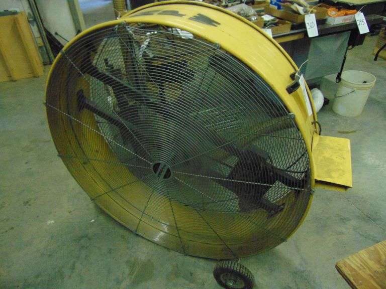 Flow Pro 48" Shop Fan - Iron Horse Auction Company