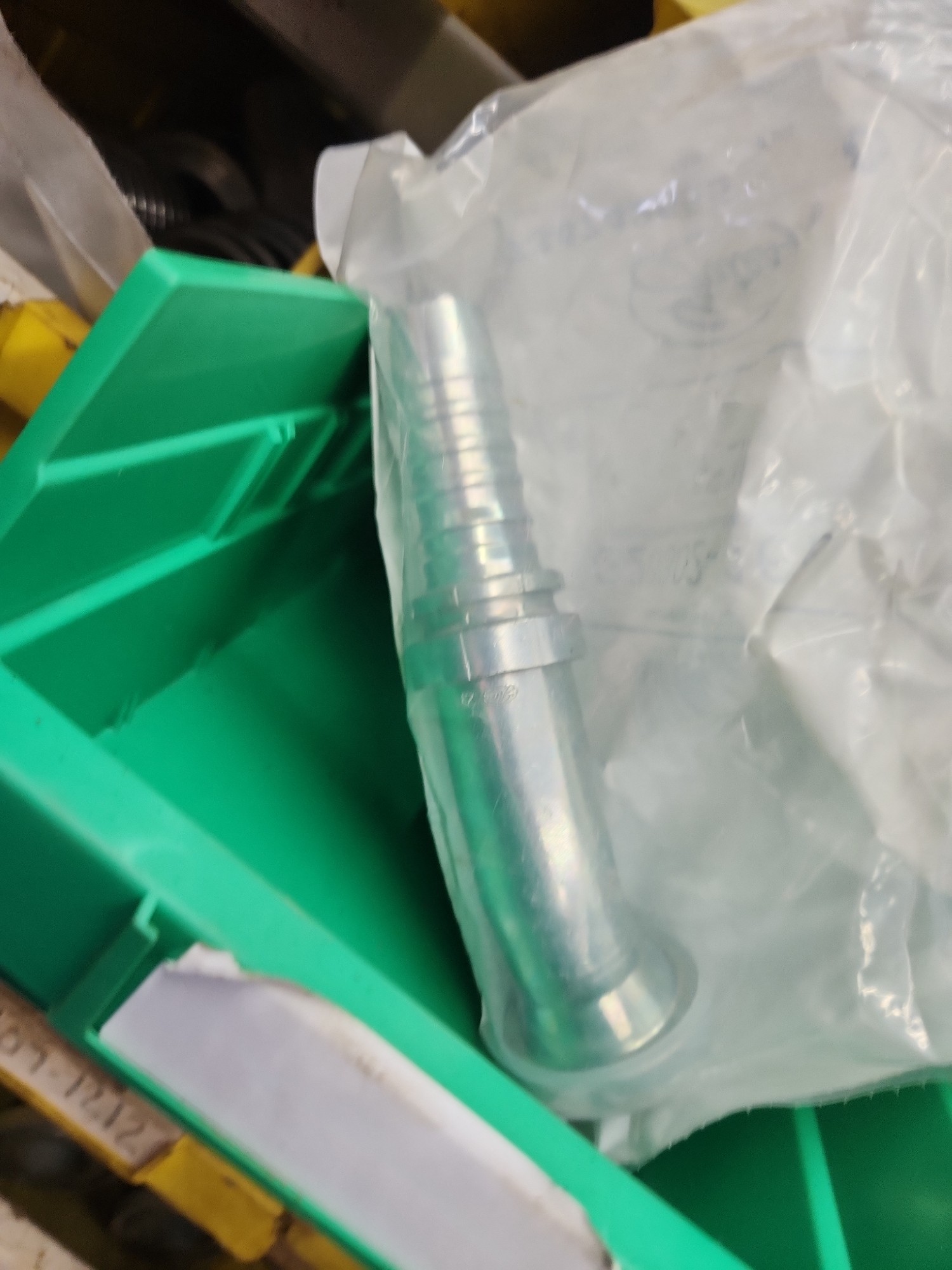 Miscellaneous hydraulic hose fittings