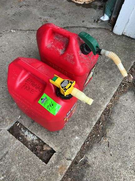 Gas Cans - Triple States Family Auctions