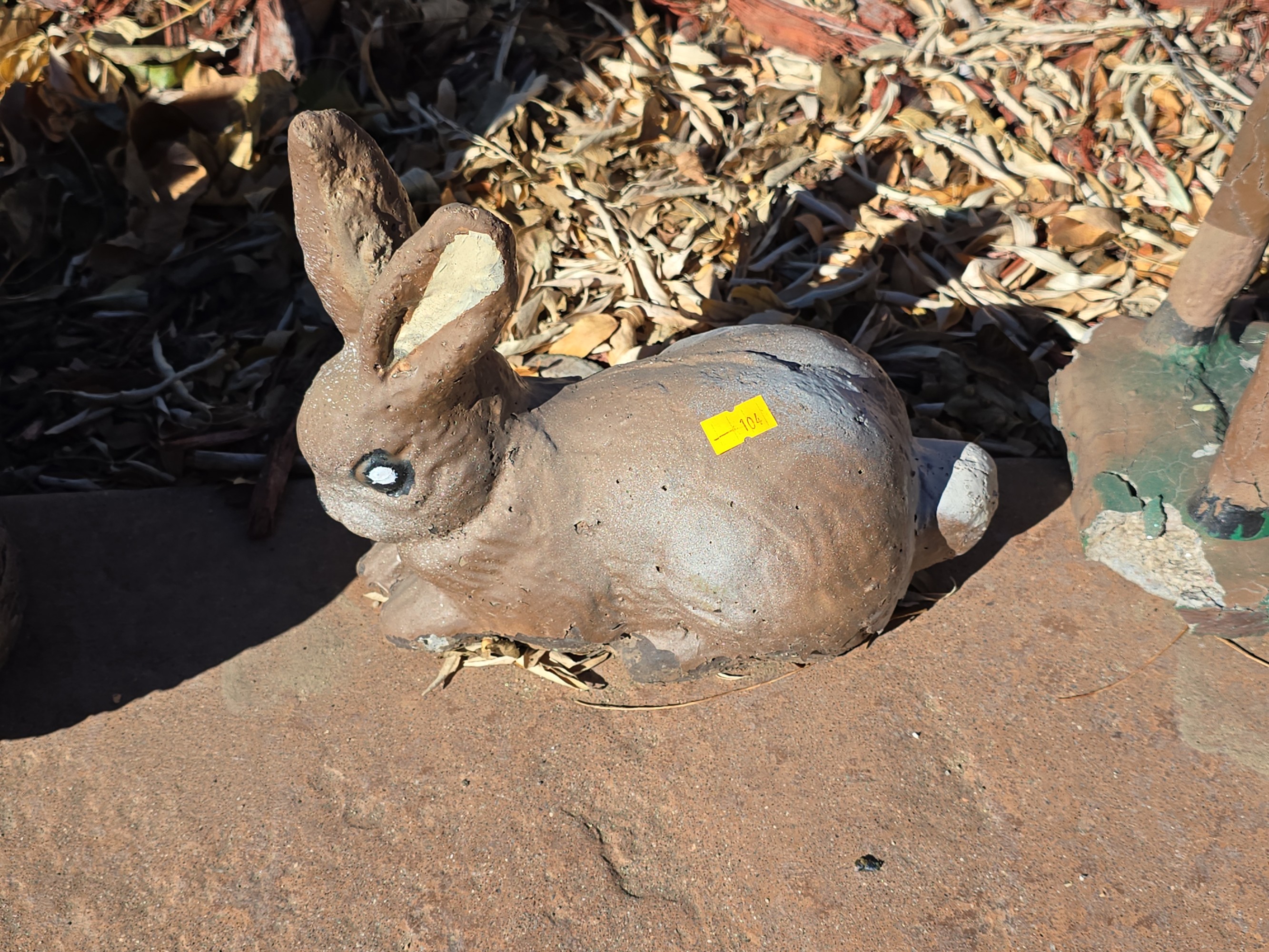 Rabbit stone yard decoration
